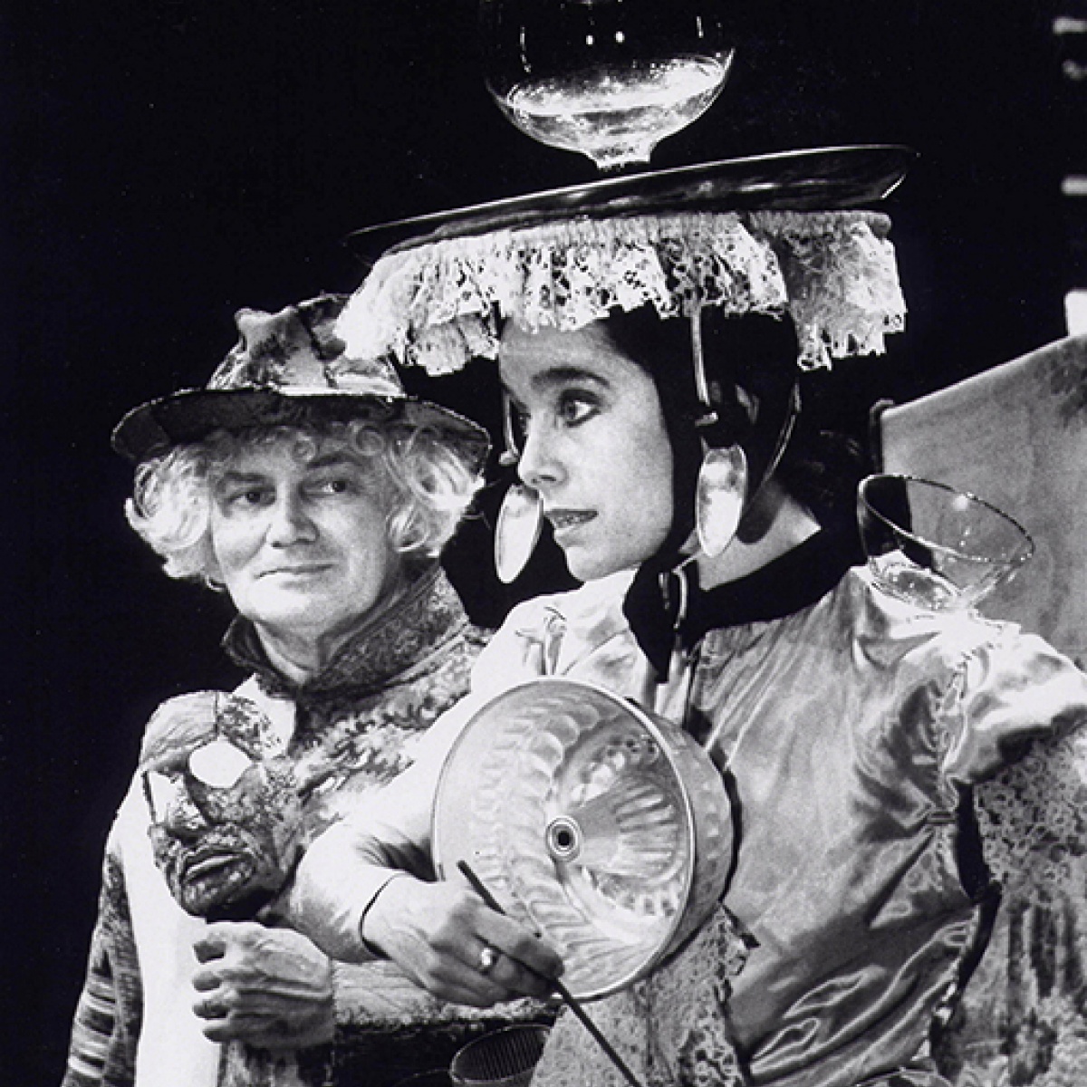 VICTORIA CHAPLIN & JEAN-BAPTISTE THIERRÉE — MA scène nationale